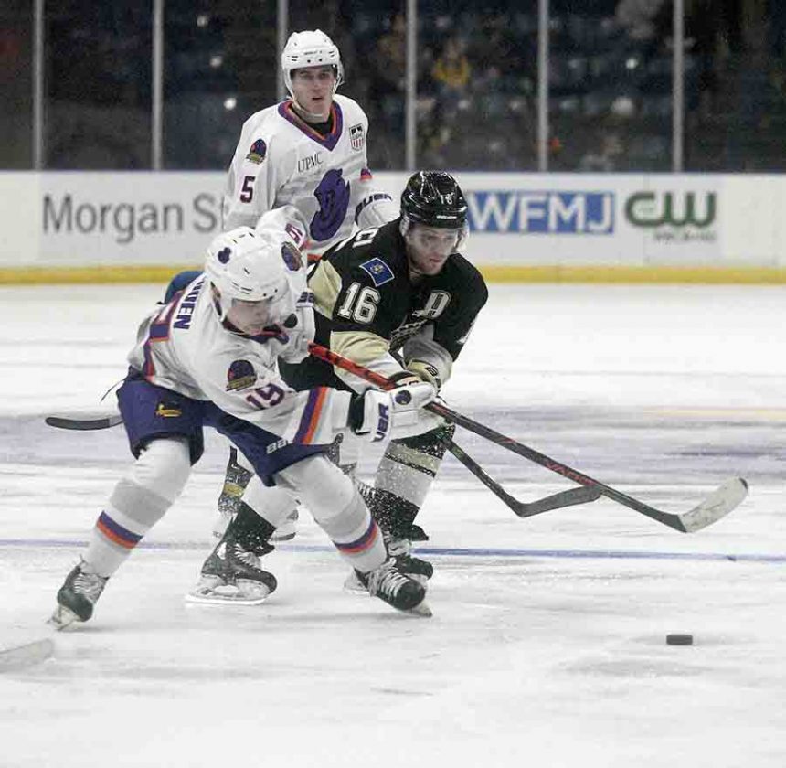 Phantoms win in final seconds | News, Sports, Jobs - The Vindicator